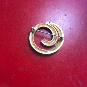 Jewelry | Gold Toned Circle Lapel Pin Brooch | Poshmark